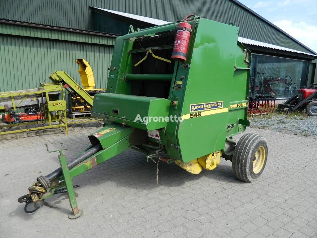 John Deere 545 balirka za okrugle bale