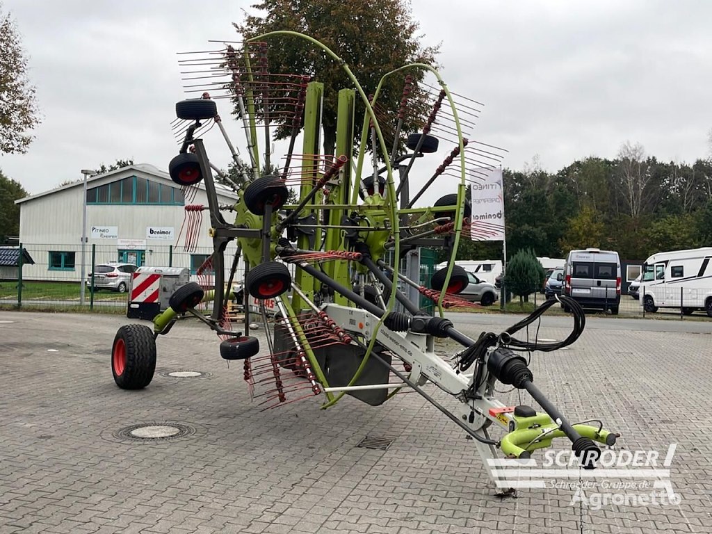 Claas LINER 2900 trakasti formirač otkosa