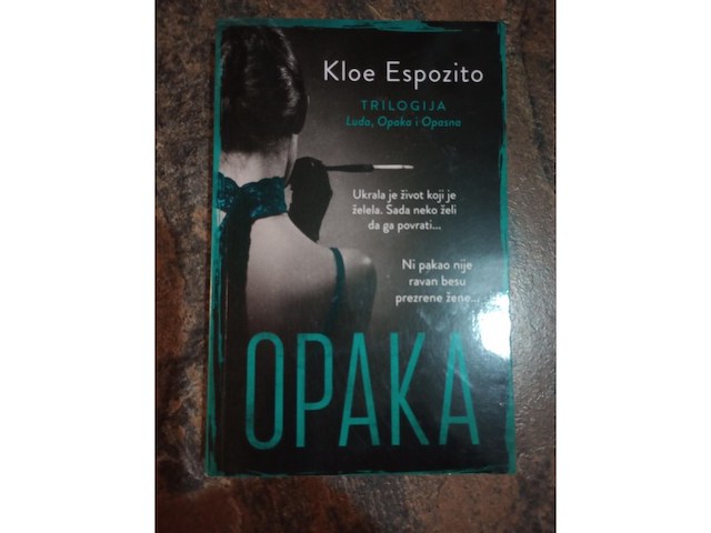 Kloe Espozito- Opaka