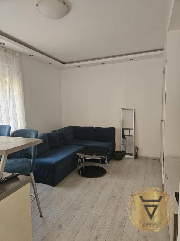 Dvosoban stan za izdavanje, 50m2, 1.000€