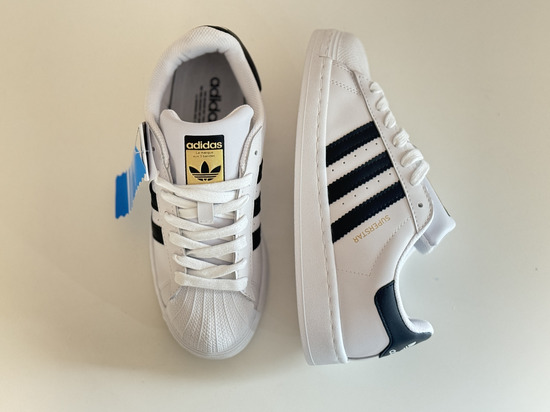 Adidas Superstar