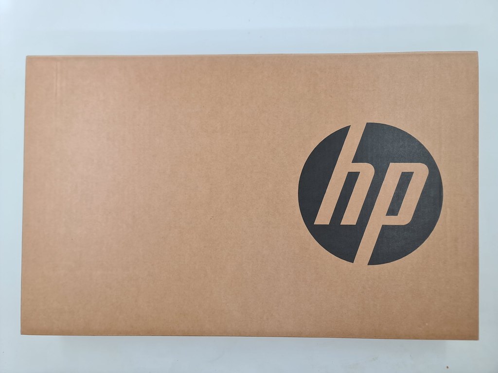 Hp 860 g11/Ultra 5 135U/16gb/256nvm/16Fhd+ IPS/sve/7H/NOVO