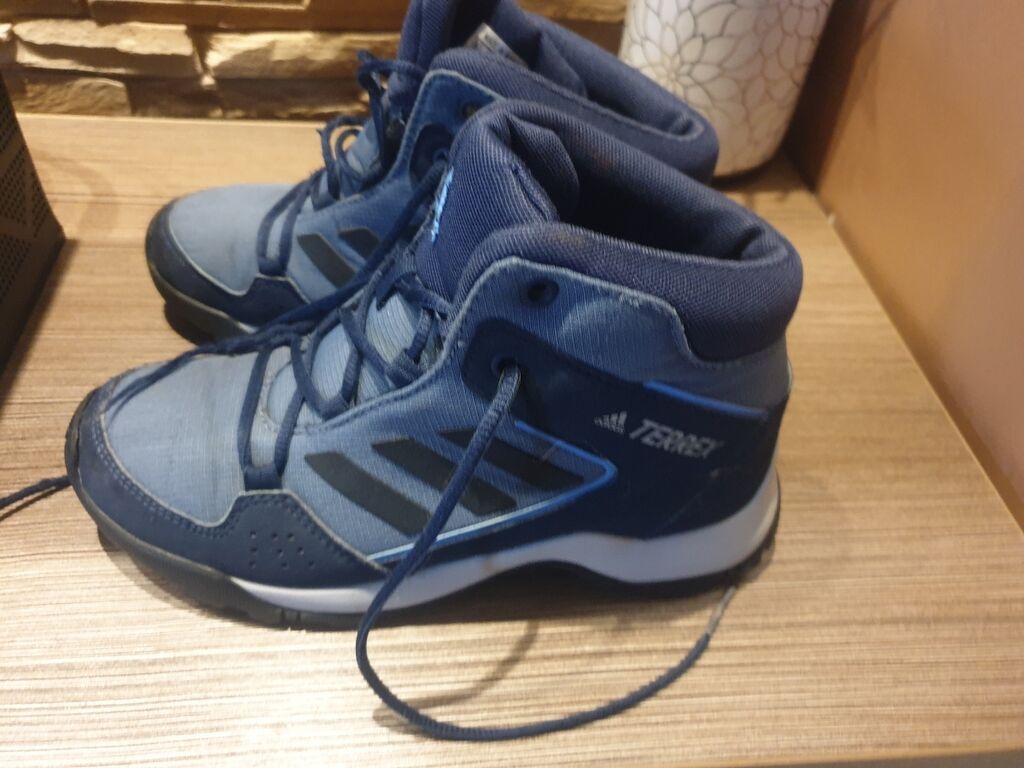 Gležnjače, Adidas, Veličina - 33