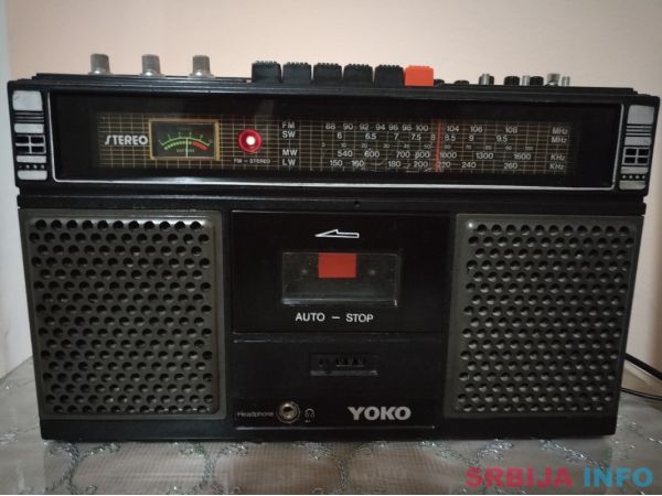 Radio kasetofon yoko stereo