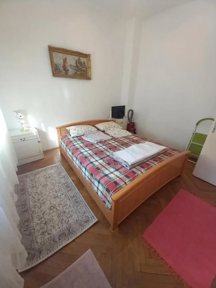 Izdavanje, jednosoban stan, 42m2, Đeram Pijaca, Beograd