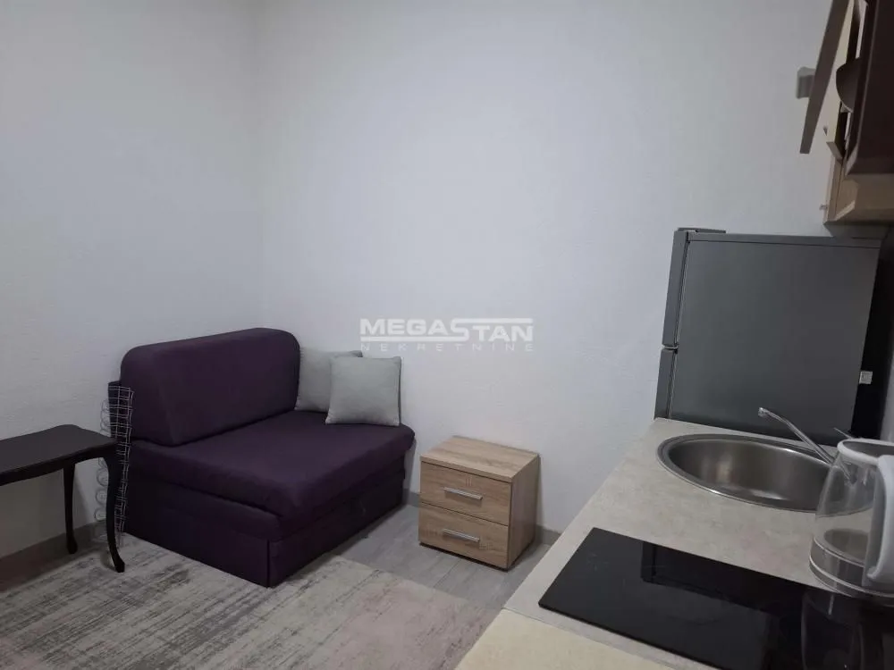 Izdavanje, jednosoban stan, 38m2, Stari Grad, Beograd