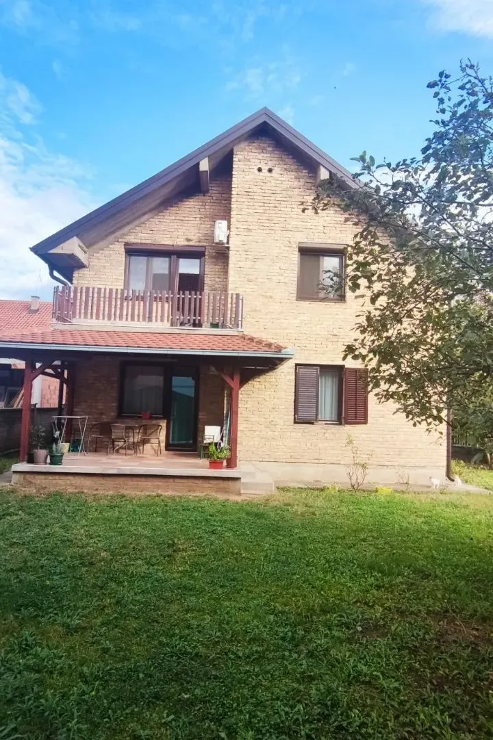 Prodaja, kuća, 215m2, Altina, Beograd