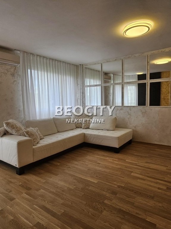 Voždovac, Banjica, Paunova, 3. 0, 86m2, 215000EUR