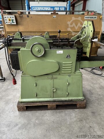 Groove slotting mašina
HAHNDORF - RUWO REWK 52/20