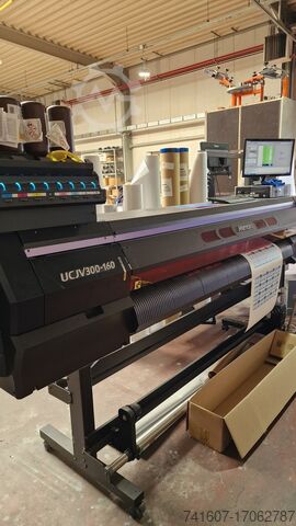 Mašina za digitalnu štampu
Mimaki UCJV300-160