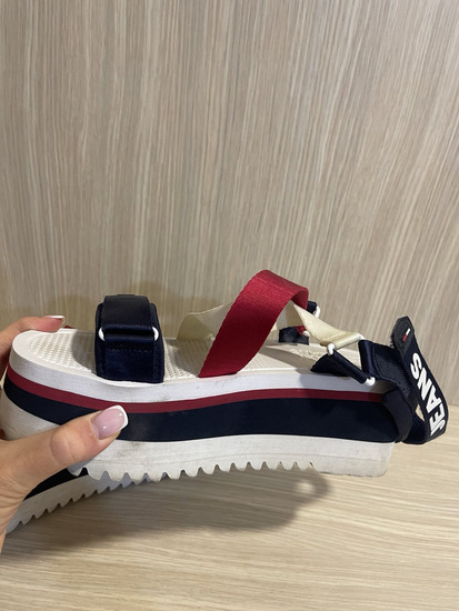 Tommy Hilfiger sandale