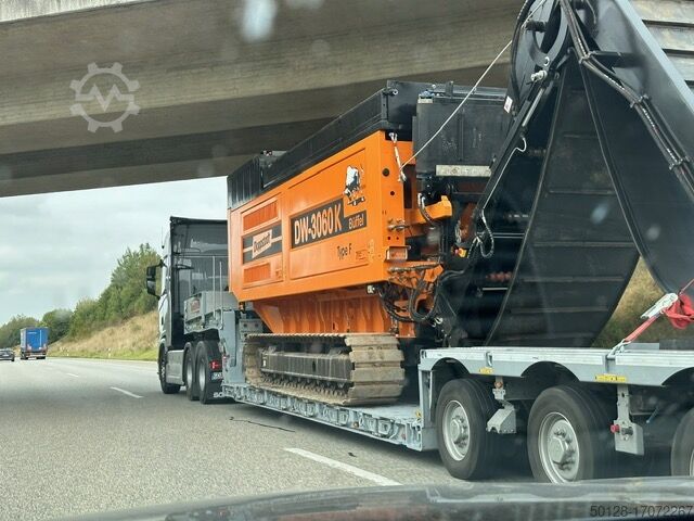 Mobilna fabrika seckanja
Doppstadt DW 3060K Büffel Type F