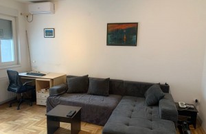 Prodajem Stan-Apartman, Grbavica