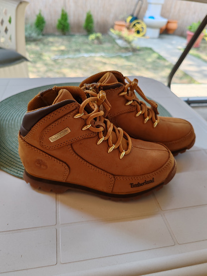 Akcija snizene na 3300! Timberland-cipele cizme