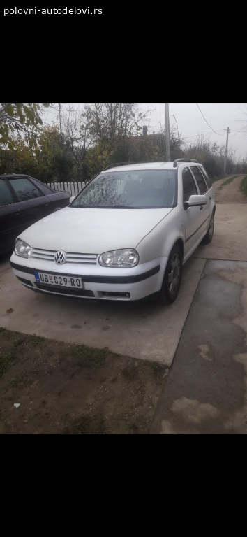 Polovni delovi golf 4