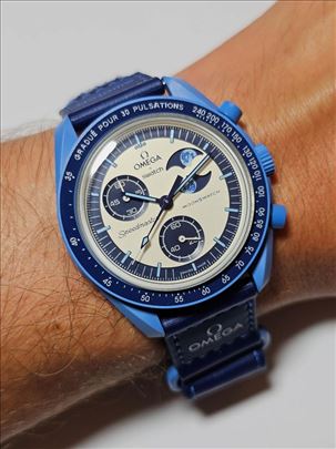 Swatch x Omega-MoonSwatch Blue Moon sa kutijom