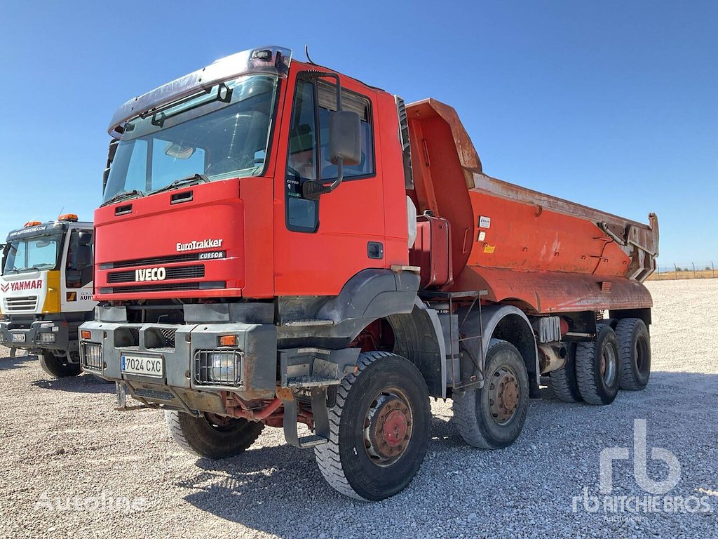 Prodaje se IVECO MP410E44W 8x8 kiper na aukciji