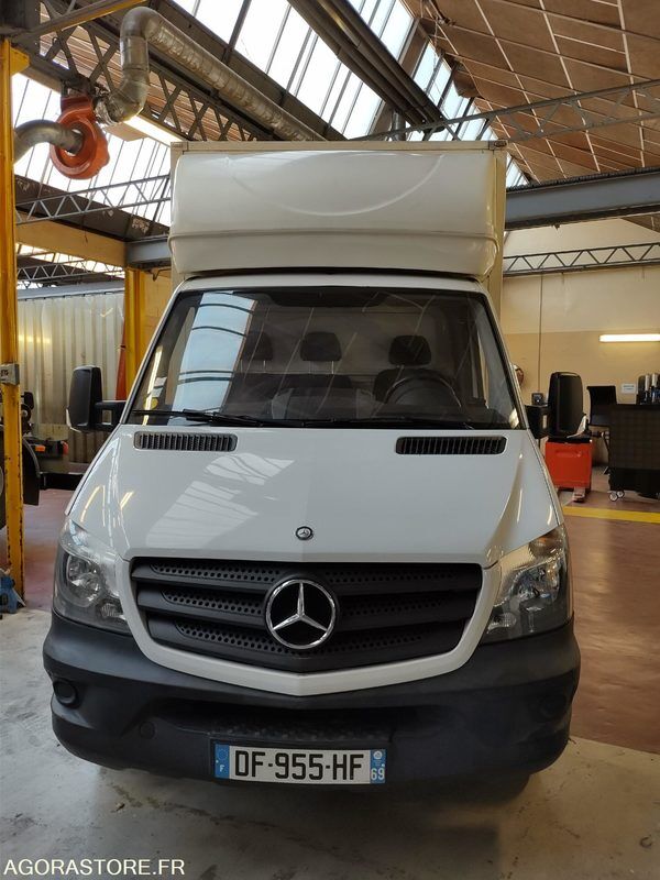 Prodaje se Mercedes-Benz SPRINTER kamion furgon < 3.5t na aukciji