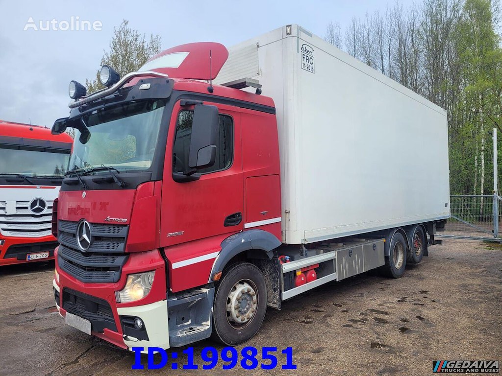 Mercedes-Benz Actros 2551 izotermni kamion