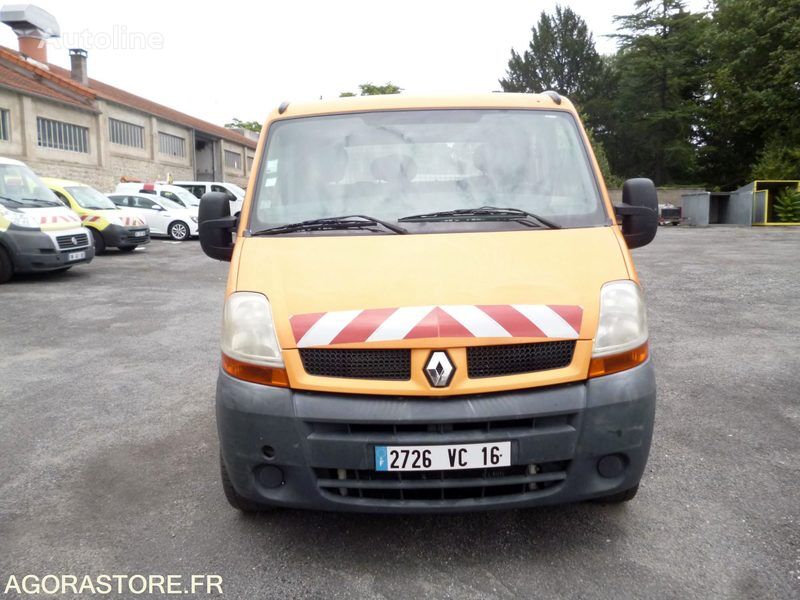 Prodaje se Renault MASTER kamion s ravnom platformom na aukciji