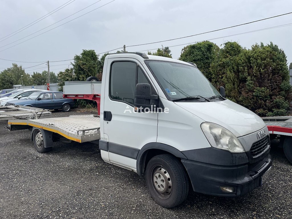 IVECO Daily 35S15 Autotransporter mit 3,5T Kupplung