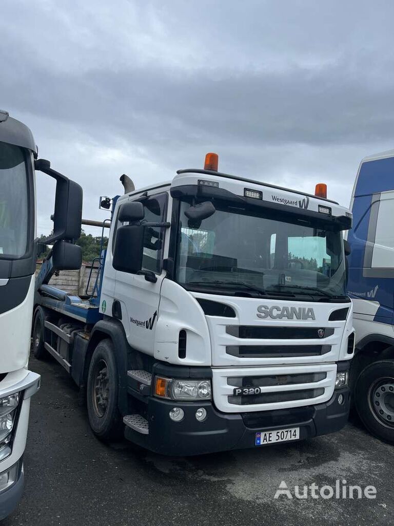 Prodaje se Scania P320 podizač kontejnera na aukciji