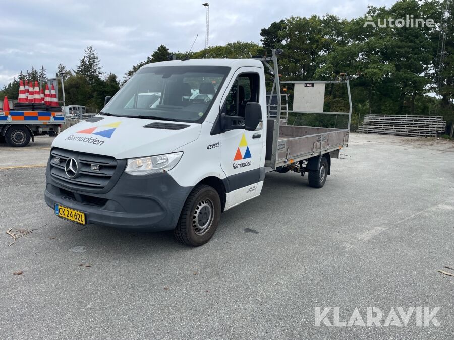 Prodaje se Mercedes-Benz Sprinter minibus furgon na aukciji