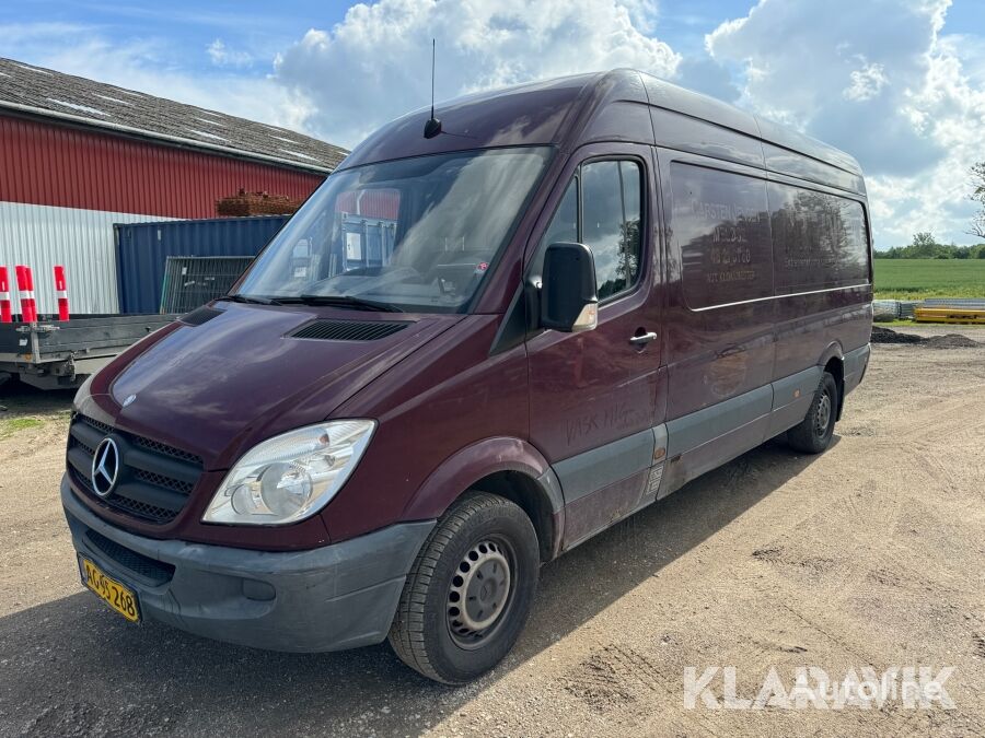 Prodaje se Mercedes-Benz Sprinter minibus furgon na aukciji