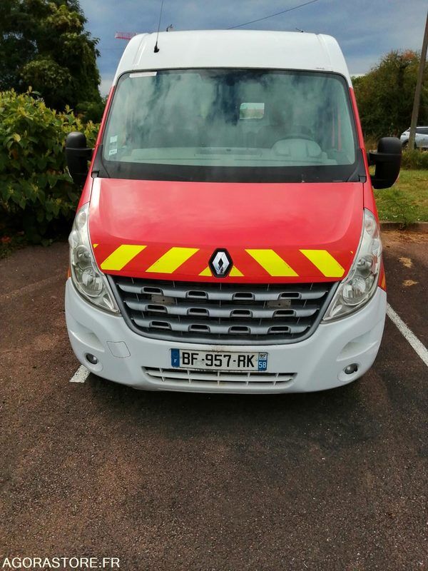 Prodaje se Renault MASTER RT minibus furgon na aukciji