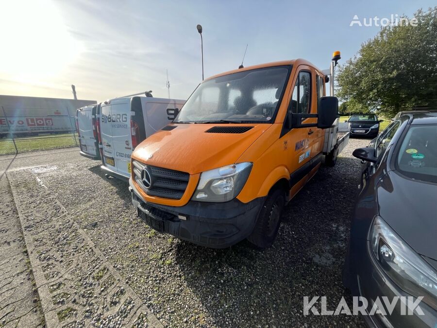 Prodaje se Mercedes-Benz Sprinter minibus furgon na aukciji