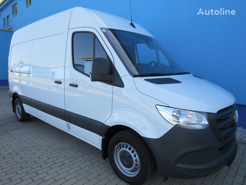 Mercedes-Benz SPRINTER 215,EURO 6d,Park. kamera, Manuál, Ad Blue, Klíma, Lož. minibus furgon