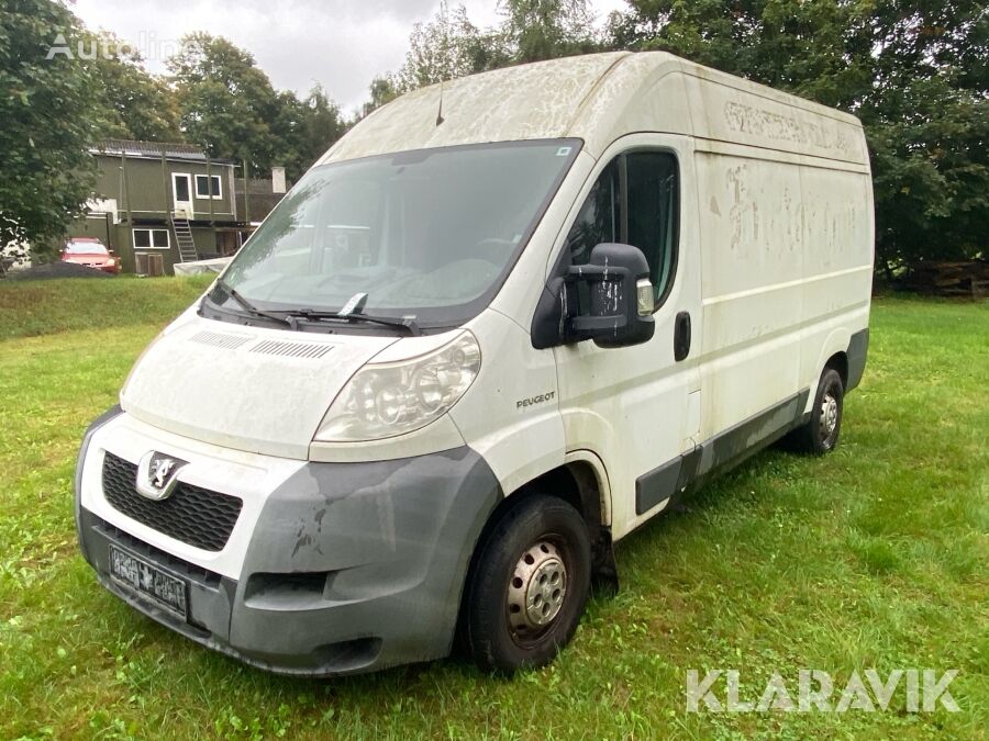 Prodaje se Peugeot Boxer minibus furgon na aukciji