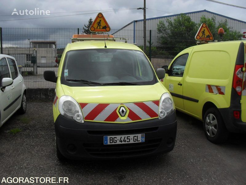 Prodaje se Renault KANGOO laki furgon na aukciji