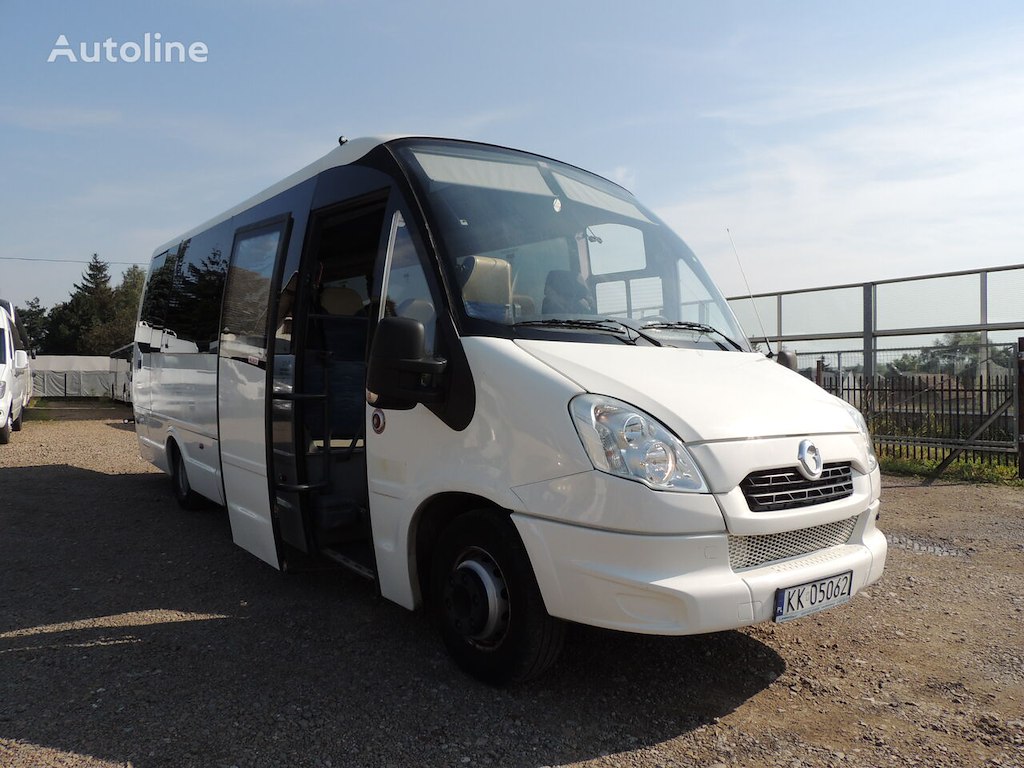 IVECO ROSERO turistički autobus