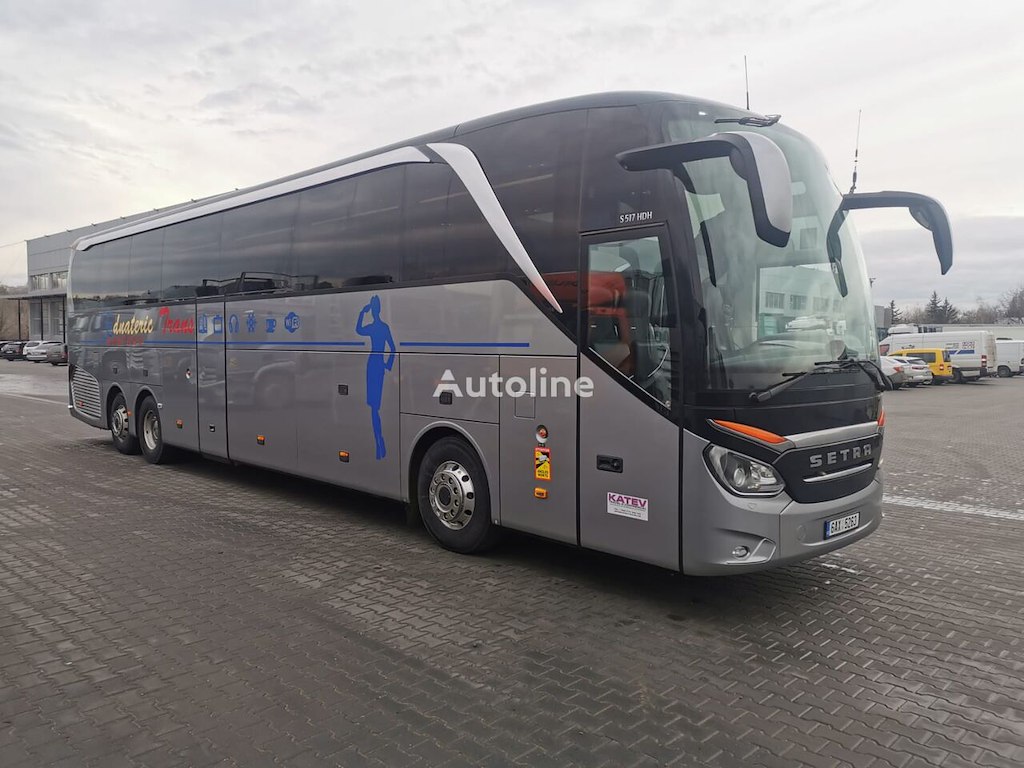 Setra 517 HDH turistički autobus