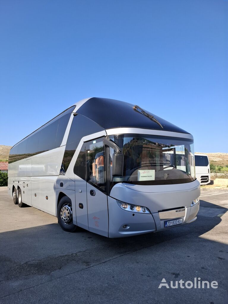 Neoplan Starliner turistički autobus