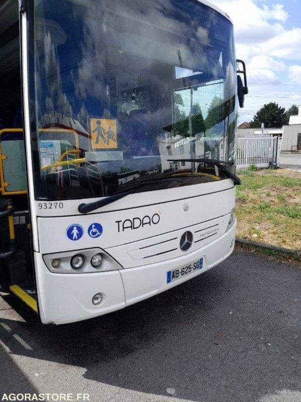 Prodaje se Mercedes-Benz INTOURO prigradski autobus na aukciji