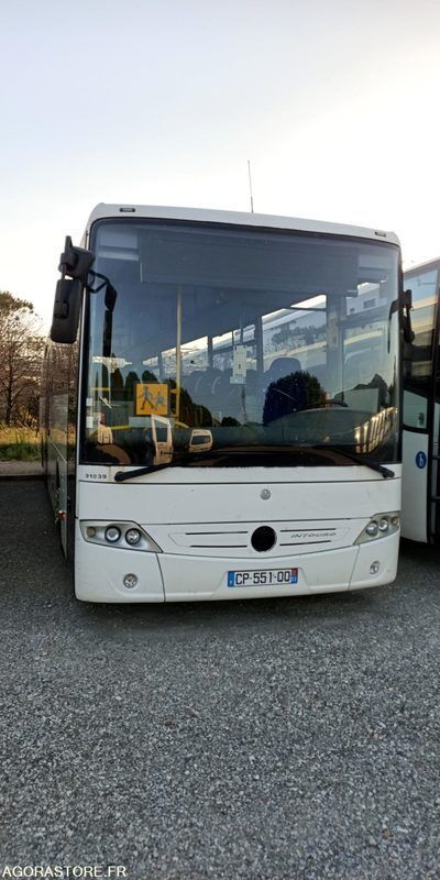 Prodaje se Mercedes-Benz INTOURO prigradski autobus na aukciji