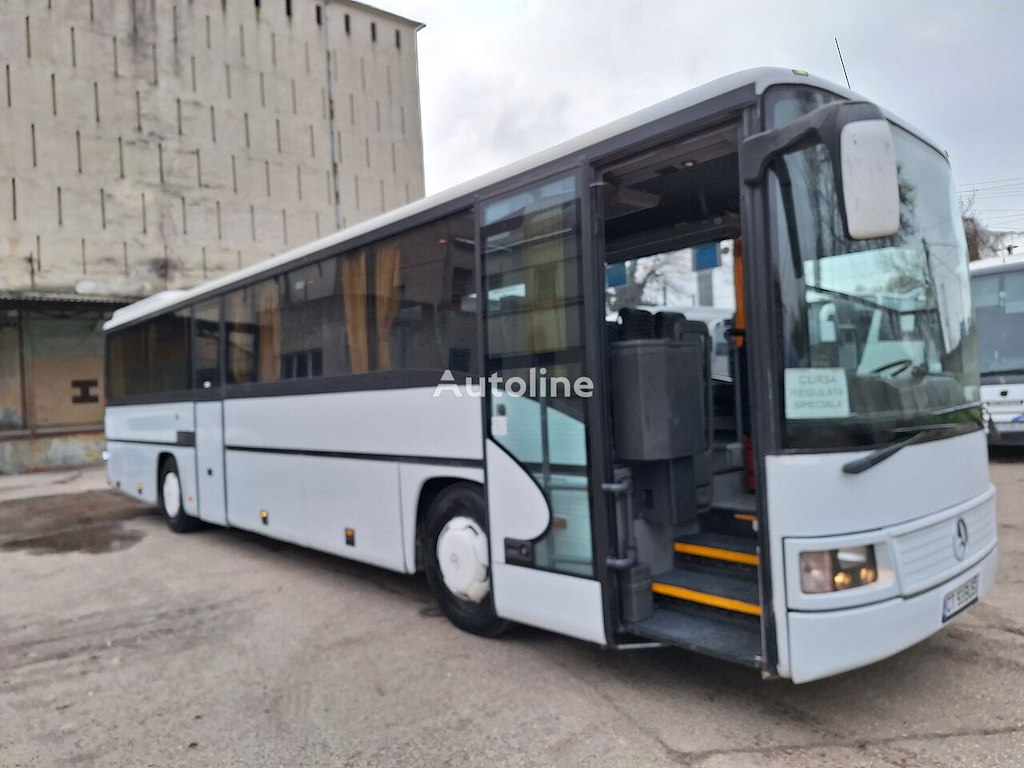 Mercedes-Benz Integro prigradski autobus