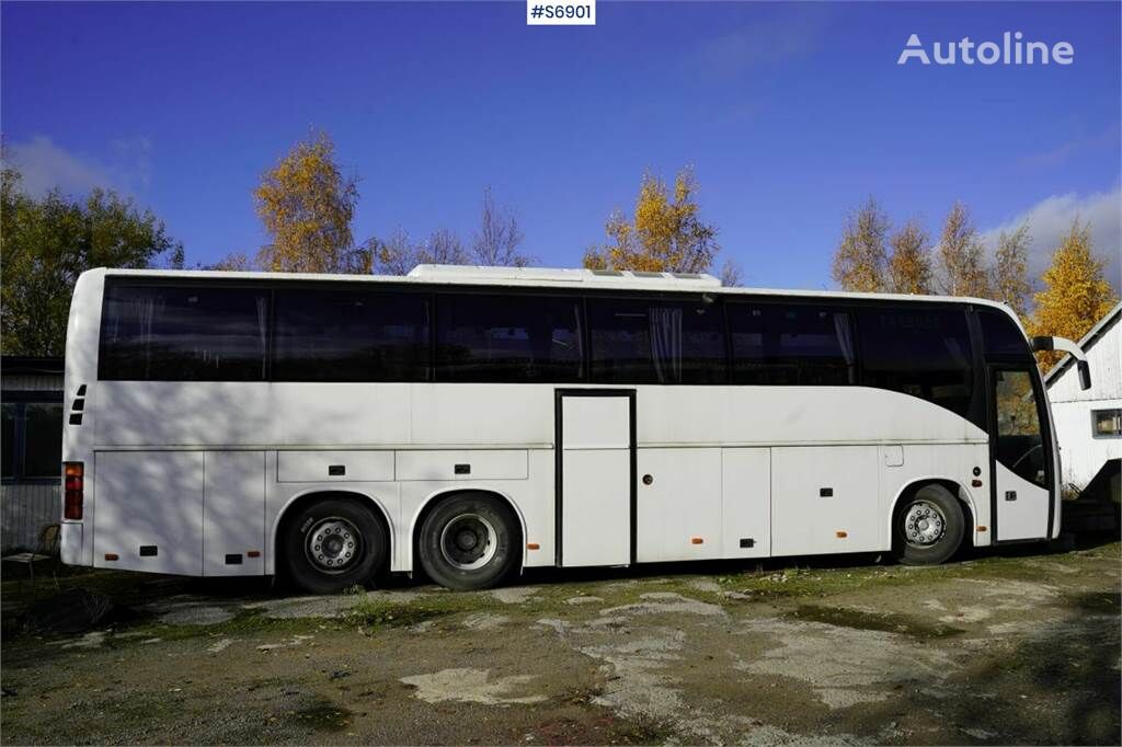 Volvo B12B 6x2 tourist bus prigradski autobus