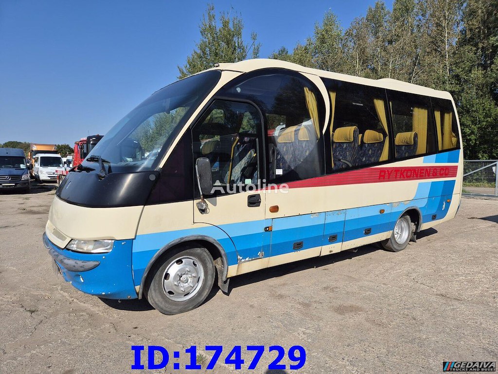 Mercedes-Benz Vario 815 26-Seater putnički minibus