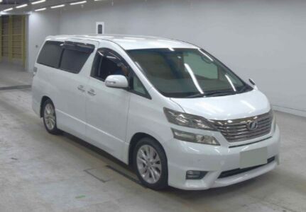 Toyota VELLFIRE minivan