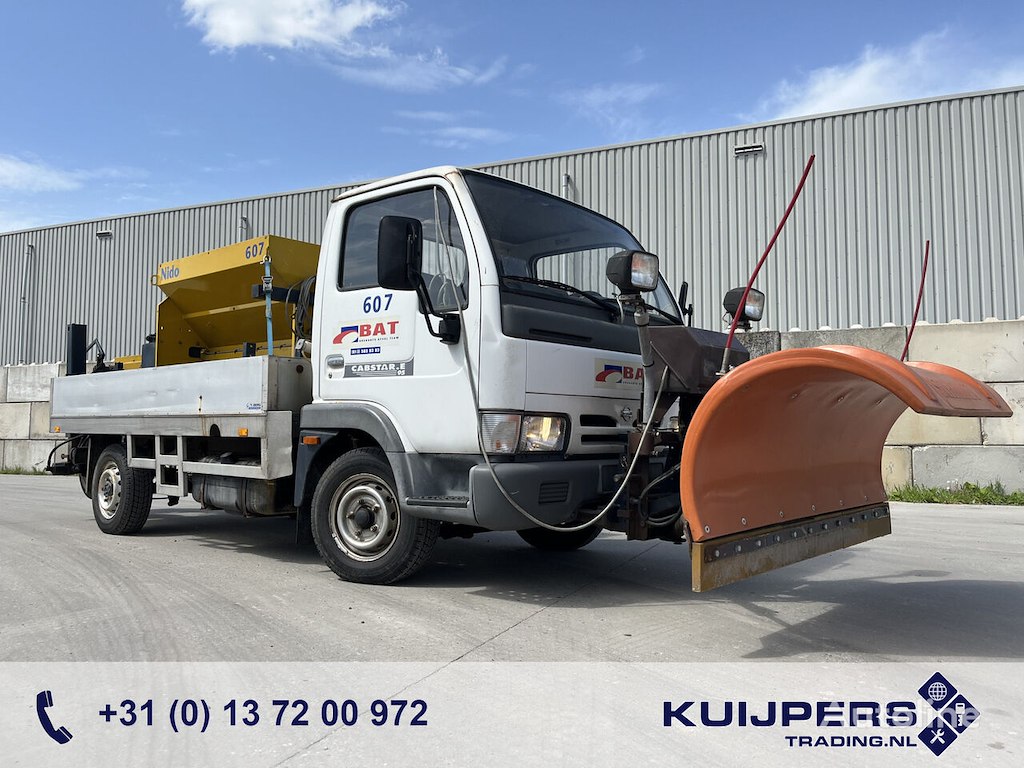 Nissan Cabstar / Nido Snowplow pikap