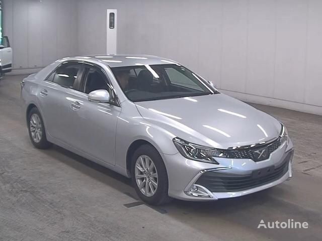 Toyota MARK X sedan