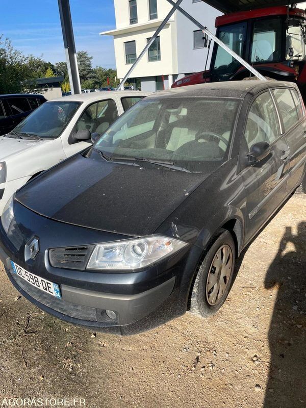 Prodaje se Renault MEGANE hečbek na aukciji