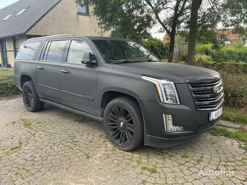 Prodaje se Cadillac Escalade terenac na aukciji