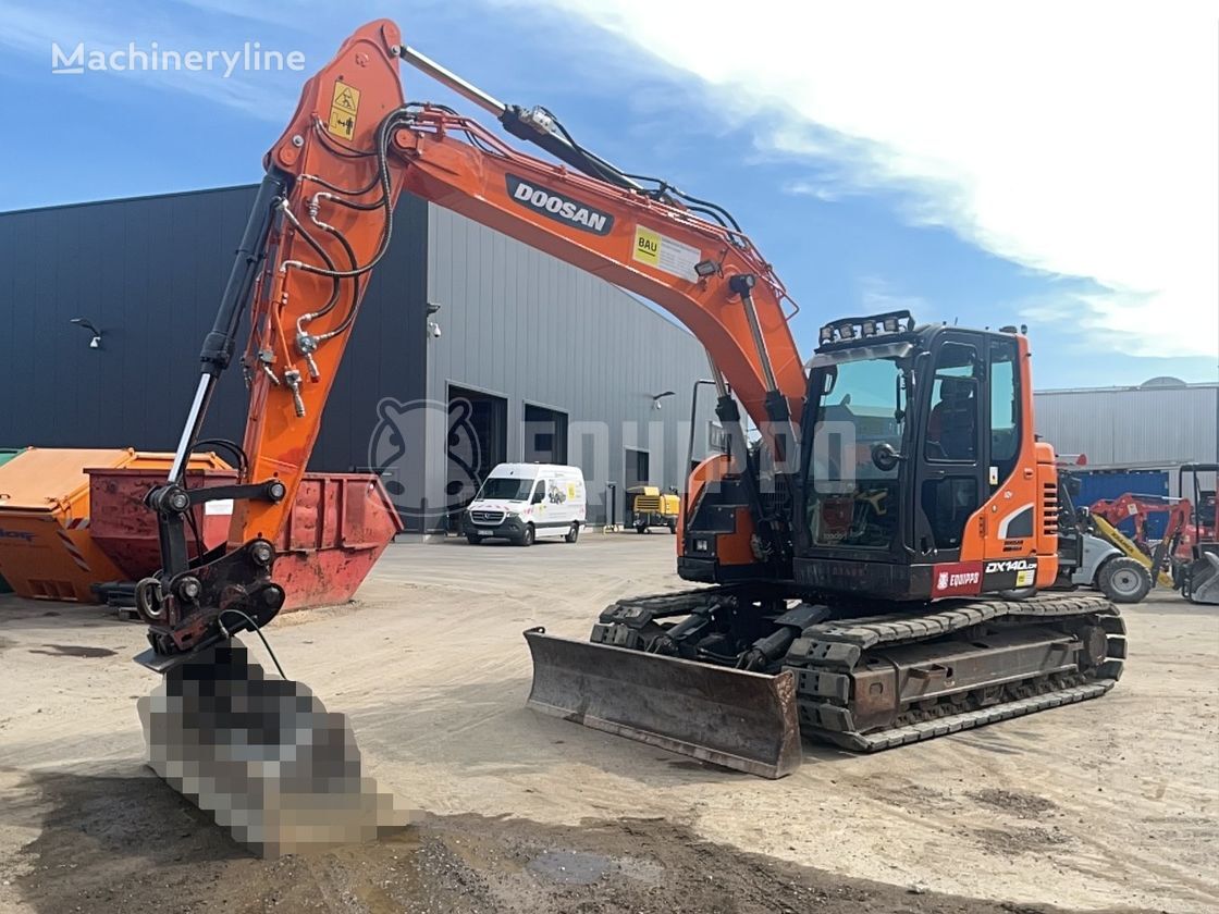 Doosan DX140LCR-5 with Lehnhoff SW10-3 quickcoupler (without bucket) bager guseničar