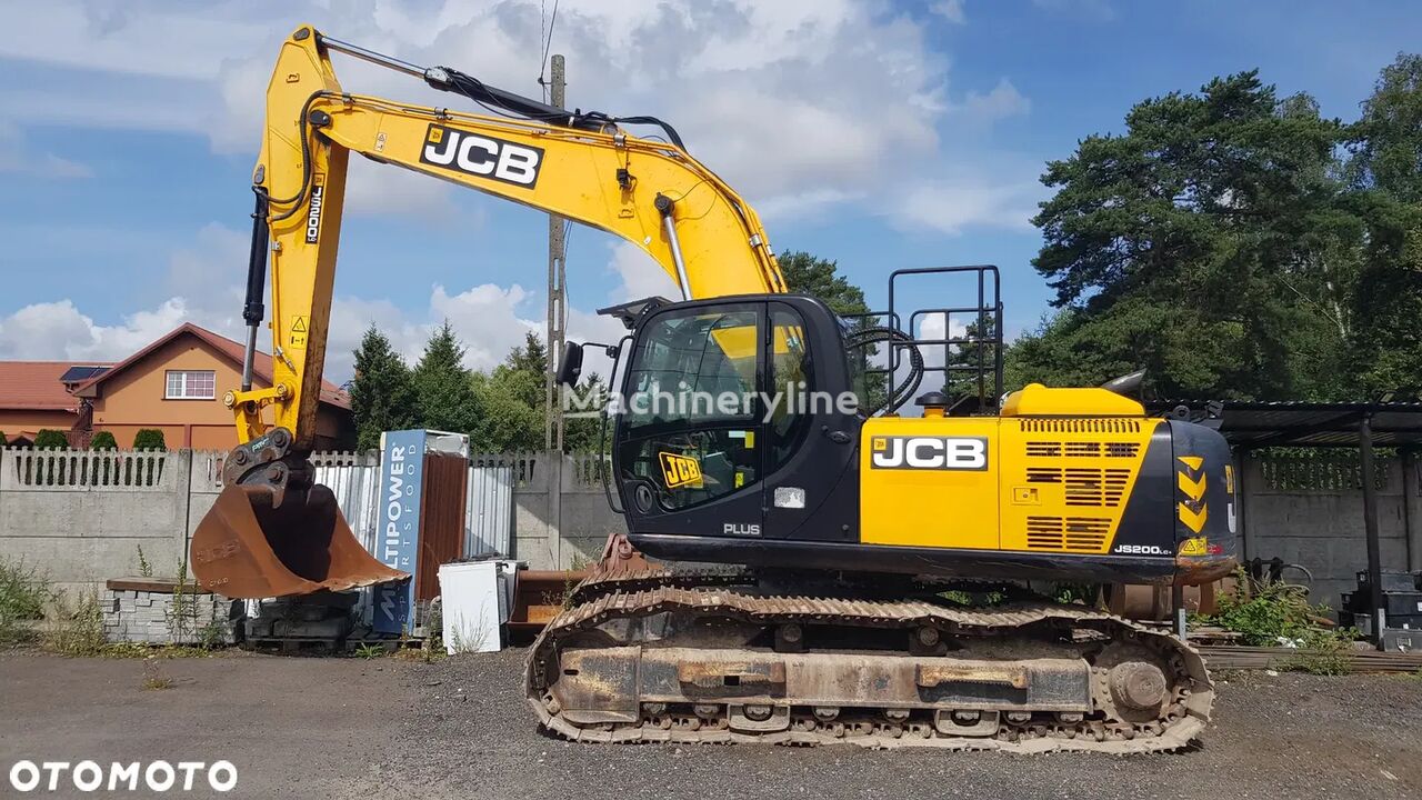 JCB JS 200 bager guseničar