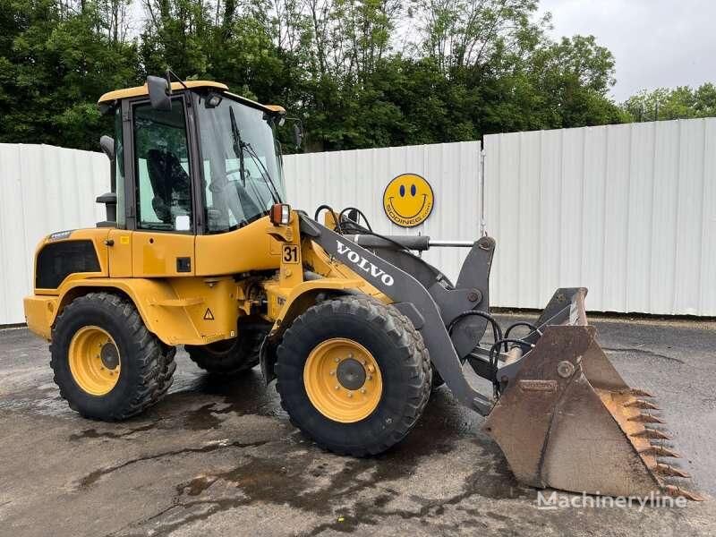 Volvo L30G mini utovarivač