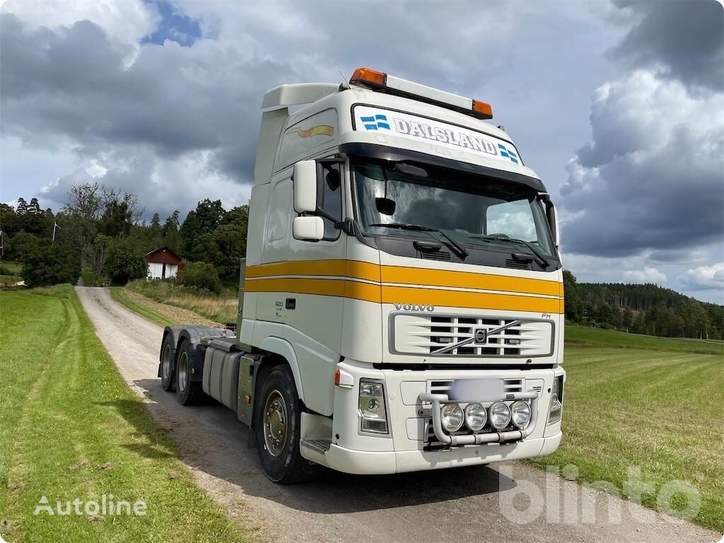 Prodaje se Volvo FH-520 6*4 tegljač na aukciji